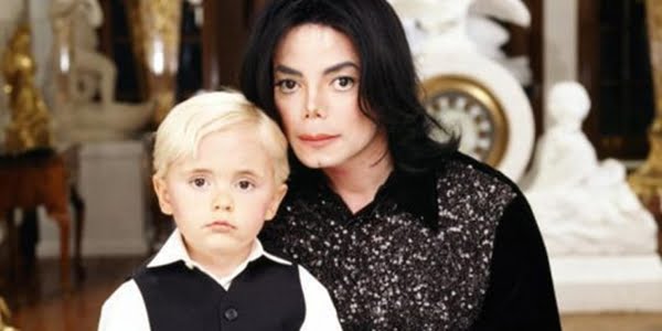 Segak! 10 Foto Terbaru Anak Lelaki Michael Jackson Yang Kini Berusia 20 ...